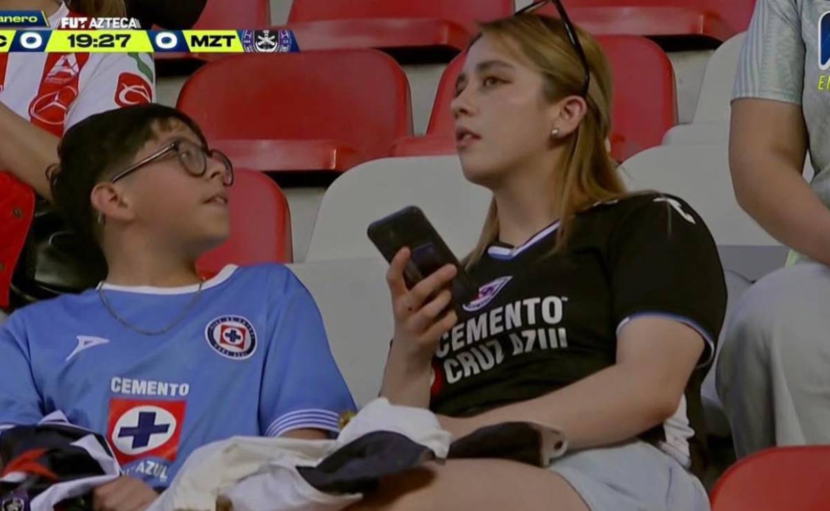 Aficionada del Cruz Azul se viraliza y usuarios en las redes sociales ...