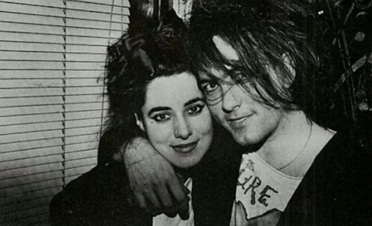 Mary Poole y Robert Smith, la historia más romántica del rock | De10 Sports