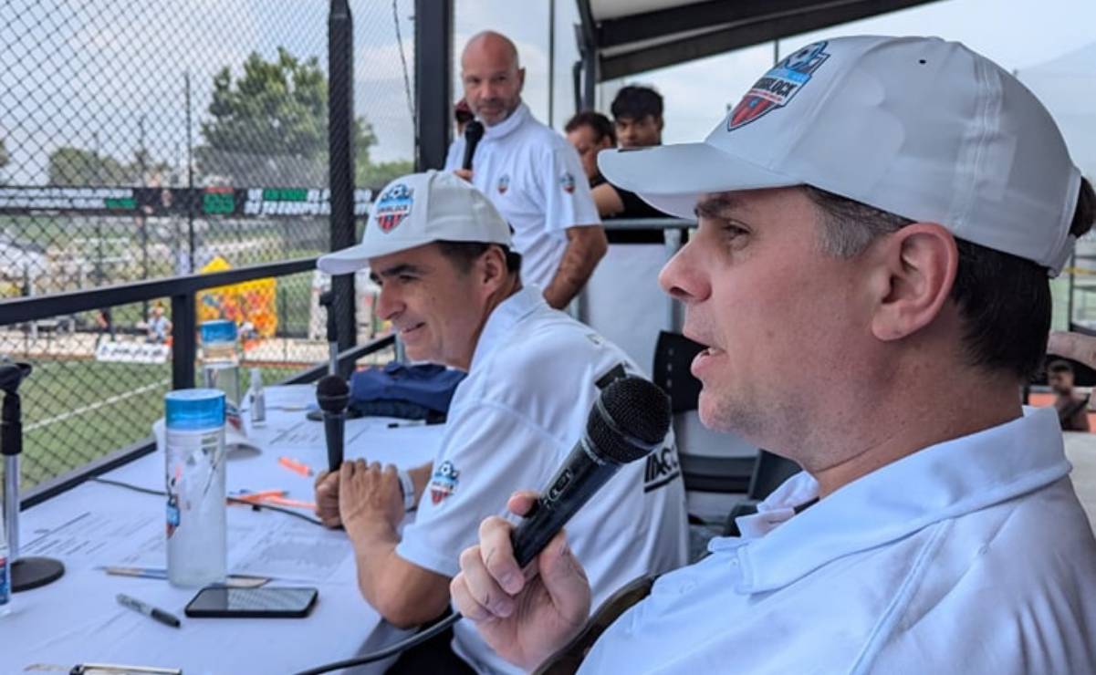 TV Azteca: Christian Martinoli y Luis García están a punto de firmar ...